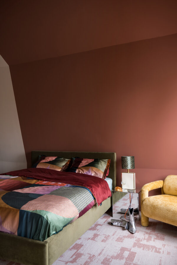 Desert Squall: haal warmte in huis met deze diep rozerode kleur